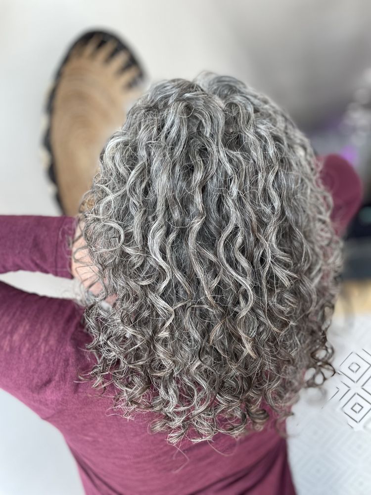 URBAN BLOOM CURL STUDIO - Updated March 2025 - 73 Photos & 63 Reviews ...