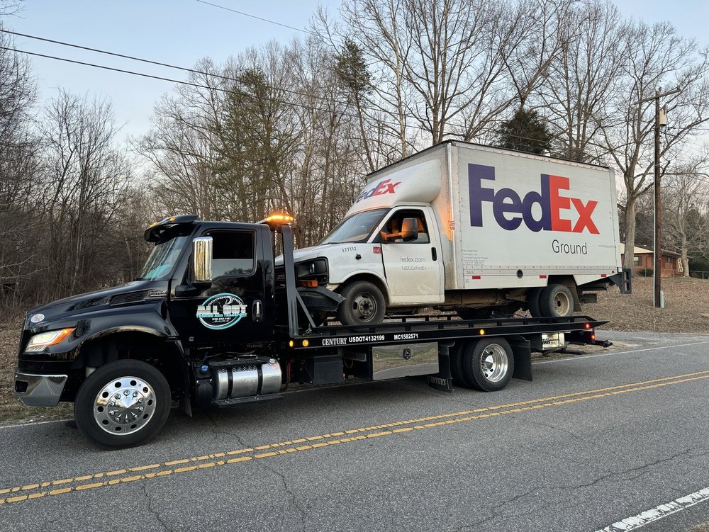 ALL OUT TOWING AND TRANSPORT - Updated October 2024 - 49 Photos - 3829 ...