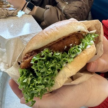 BURGERVILLE - Updated May 2025 - 158 Photos & 343 Reviews - 1135 NE Mlk ...