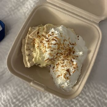 PIE BAR - Updated August 2024 - 1720 Photos & 1712 Reviews - 1361 E ...