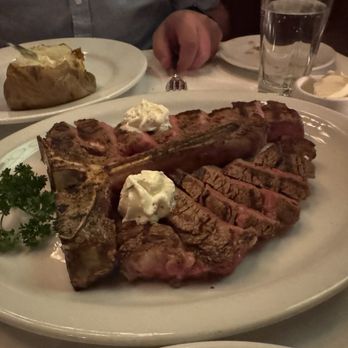 HARRIS’ RESTAURANT - Updated March 2025 - 2492 Photos & 2245 Reviews ...