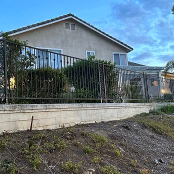 WROUGHT IRON GATES - Updated September 2024 - 529 Photos & 71 Reviews ...