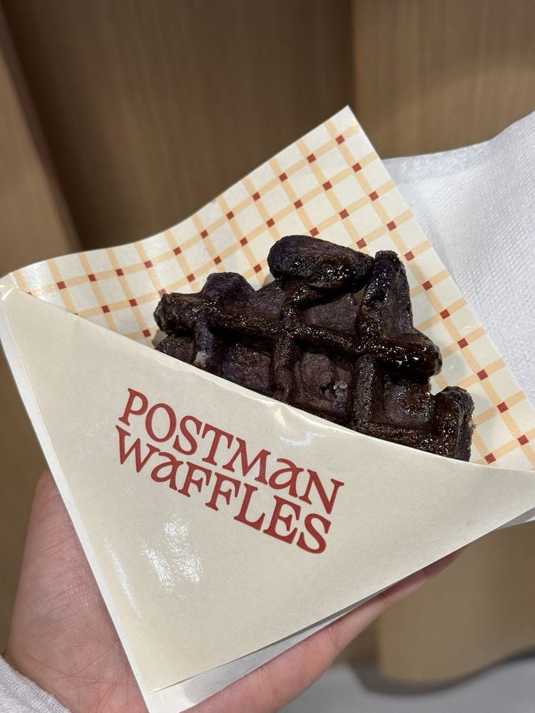 POSTMAN WAFFLES - Updated December 2025 - 10 Photos - 452 Front Street W, Toronto, Ontario ...