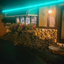 STONE BAR INN - Updated January 2026 - 230 Photos & 194 Reviews - 6180 ...