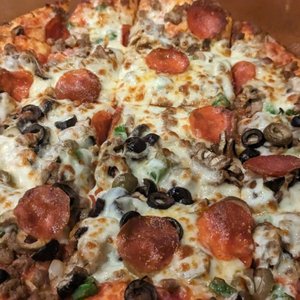BEARNO’S PIZZA - 14 Photos & 35 Reviews - 401 Lafollette St S, Floyds ...