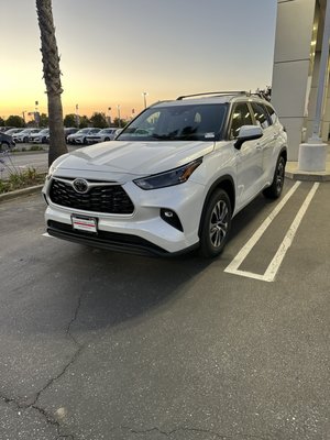 FLETCHER JONES TOYOTA OF CARSON - Updated May 2024 - 73 Photos & 216 ...
