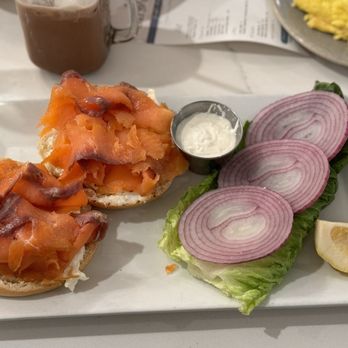 LAKE ST CAFE - ADDISON - Updated July 2024 - 200 Photos & 85 Reviews ...