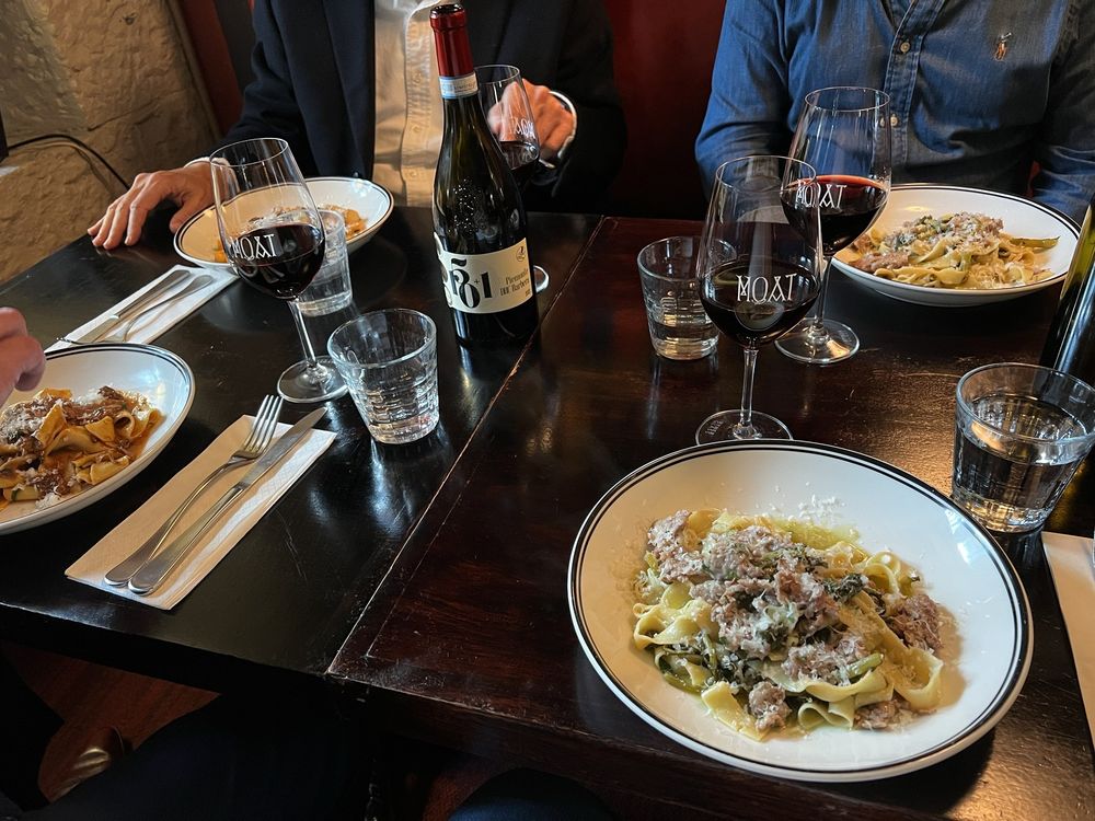 THE MOAT - Updated March 2025 - 29 Photos & 33 Reviews - 176 Little ...