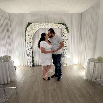 Simply beautiful civil weddings 60 photos - Astyledwedding.com