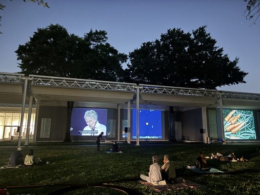 MENIL PARK - Updated November 2025 - 57 Photos & 40 Reviews - 1450 ...