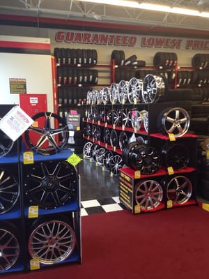 TOWN FAIR TIRE - Updated January 2026 - 16 Photos & 28 Reviews - 565 ...