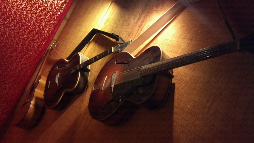 MUSIC MART & STUDIO - Updated October 2025 - 21 Photos - 413 Noble St ...