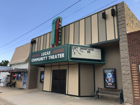 TOWN OF LUCAS, KS - Updated July 2024 - 33 Photos - Lucas, Kansas ...