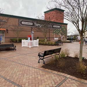 TANGER OUTLETS SAVANNAH - 140 Photos & 98 Reviews - Outlet Stores - 200 ...