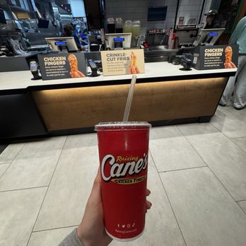 RAISING CANE’S CHICKEN FINGERS - Updated March 2025 - 179 Photos & 137 ...