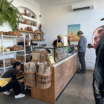 GUSTO BREAD - 490 Photos & 272 Reviews - 2710 E 4th St, Long Beach ...