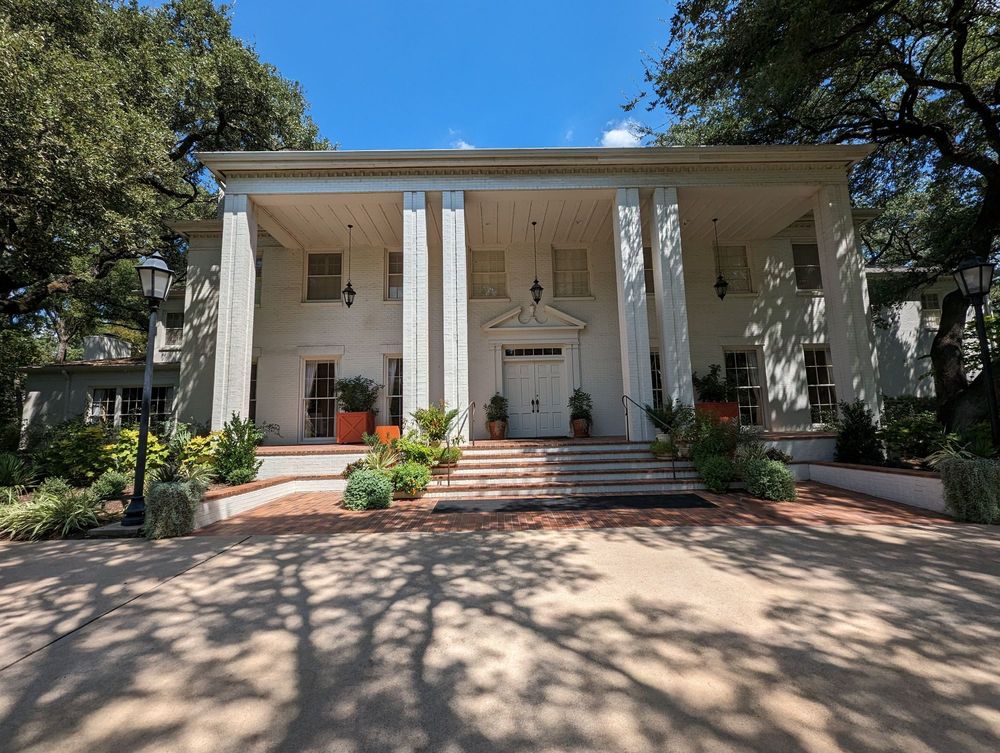 BAUER HOUSE - Updated December 2025 - 1909 Hill Oaks Ct, Austin, Texas ...
