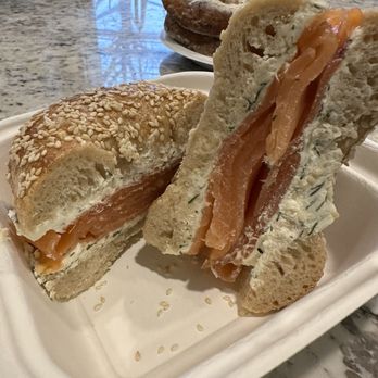 ROUND BREADS BAKERY - Updated January 2026 - 40 Photos & 31 Reviews ...
