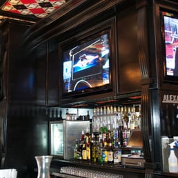 THE PINT WHYTE - Updated December 2025 - 22 Photos & 77 Reviews - 8032 ...