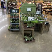 YOKE’S FRESH MARKET - 24 Photos & 33 Reviews - Grocery - 210 N ...