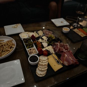 SOCIAL OAK - Updated December 2025 - 156 Photos & 71 Reviews - 2230 E ...