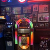 Richard’s Bar - 105 Photos & 319 Reviews - Dive Bars - 491 N Milwaukee ...