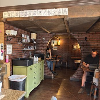 SHADY COFFEE & TEA - Updated July 2024 - 481 Photos & 634 Reviews - 325 ...