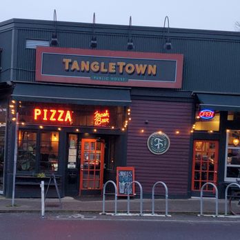 TANGLETOWN PUBLIC HOUSE - Updated January 2026 - 66 Photos & 42 Reviews ...