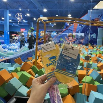 SMILEY - Updated January 2026 - 198 Photos & 96 Reviews - 5729 E 86th ...