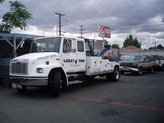 LARA’S TOW SERVICES - Updated October 2025 - 29 Reviews - 1710 E Vernon ...