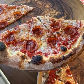 CRAB ROCK PIZZA - Updated August 2024 - 60 Photos & 66 Reviews - 604 ...