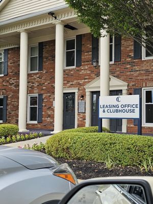 LAKE CASTLETON APARTMENT HOMES - Updated April 2025 - 108 Photos & 47 ...