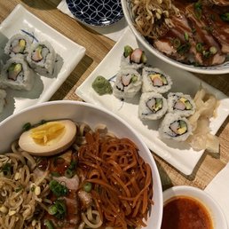 MOMS - 85 Photos & 46 Reviews - Japanese - 190 Keawe St, Hilo, HI ...