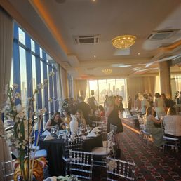 VISTA SKY LOUNGE - Updated July 2025 - 306 Photos & 219 Reviews - 27-05 ...