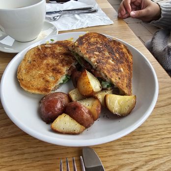 CORNELL FARM CAFE - Updated August 2024 - 505 Photos & 362 Reviews ...