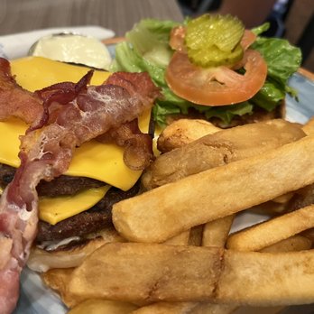 KING’S RESTAURANT - Updated October 2025 - 160 Photos - 105 Reviews ...