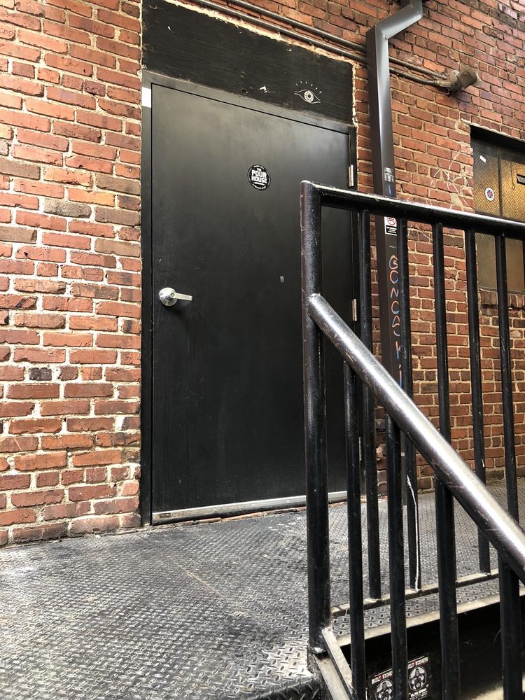 THE POUR HOUSE MUSIC HALL & RECORD SHOP - 82 Photos & 66 Reviews - Bars ...