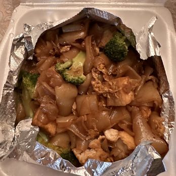 SWEETY HUT THAI RESTAURANT - Updated June 2025 - 402 Photos & 419 ...