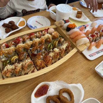 SUSHI NOVA - Updated May 2025 - 182 Photos & 127 Reviews - 1935 N ...