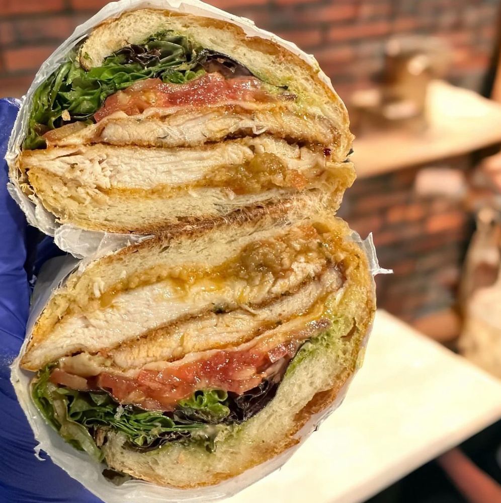 MONO - Updated December 2025 - 11 Photos - 301A Boulevard Brunswick ...