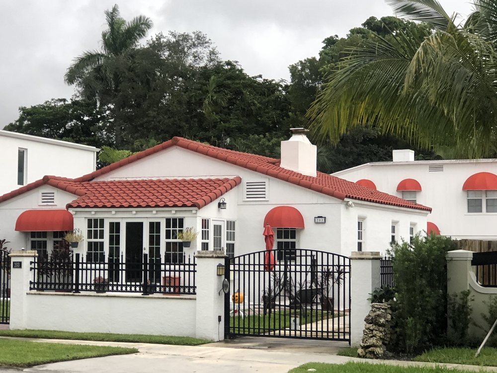 ANNIE BECK PARK - Updated October 2024 - 52 Photos - N Victoria Park Rd ...