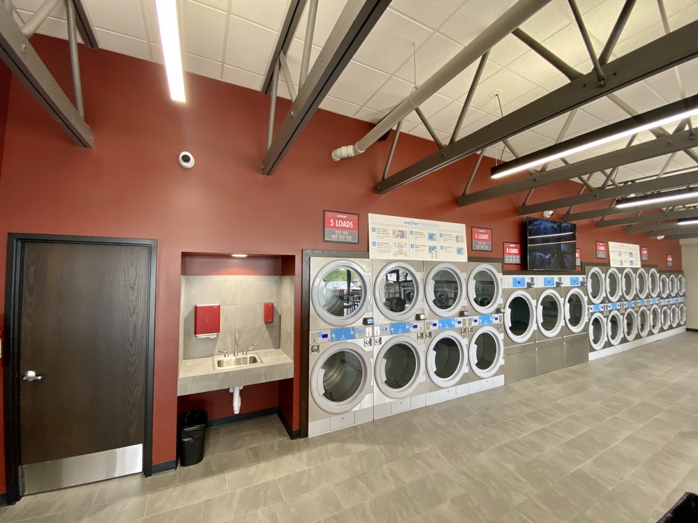 HANDY LAUNDRY - Updated March 2026 - 2520 Melrose Dr, Cedar Falls, Iowa ...