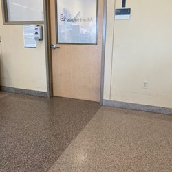 BANNER ESTRELLA MEDICAL CENTER - 56 Photos & 243 Reviews - 9201 W ...