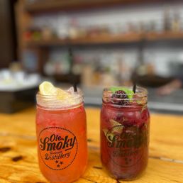 OLD CROW SMOKEHOUSE - Updated August 2025 - 372 Photos & 557 Reviews ...