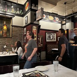 PAT’S PIZZA AND RISTORANTE - Updated July 2025 - 399 Photos & 651 ...