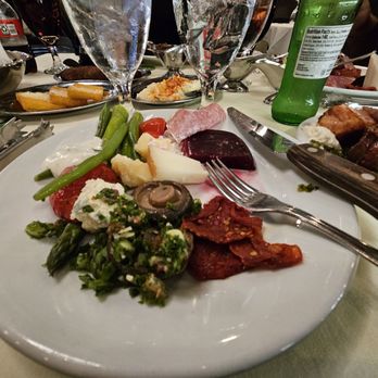 PASSADOR BRAZILIAN STEAKHOUSE - Updated August 2024 - 278 Photos & 227 ...