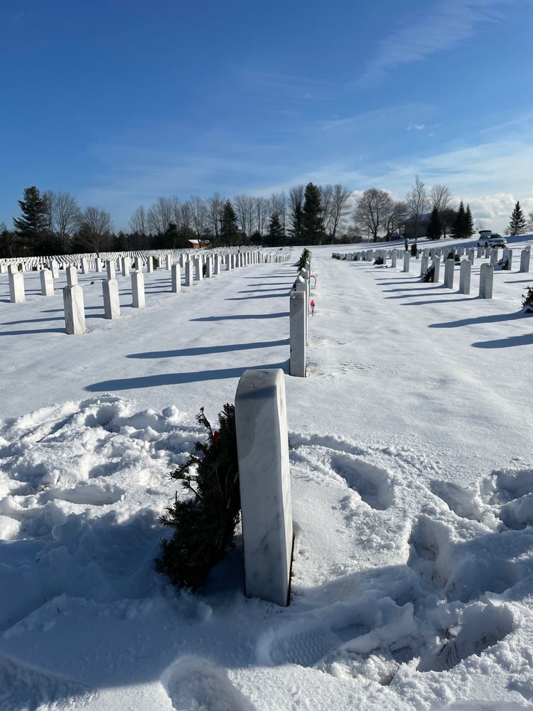 MAINE VETERANS MEMORIAL CEMETERY - Updated March 2025 - 10 Photos - 163 ...