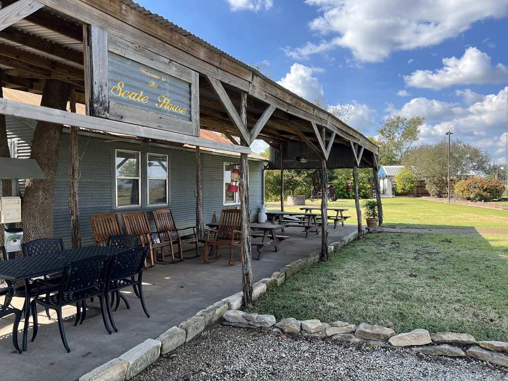 FLAT CREEK FARMS RV RESORT - Updated October 2025 - 38 Photos & 16 ...