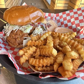 BIRDCODE - Updated November 2024 - 295 Photos & 253 Reviews - 120 Park ...