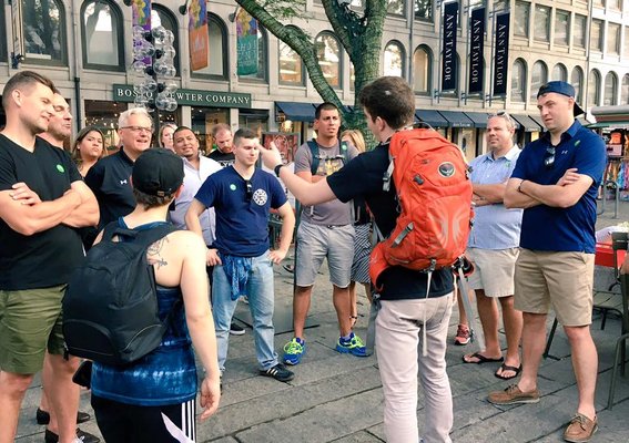 BOSTON CRAWLING - Updated September 2025 - 80 Photos & 26 Reviews - 200 ...